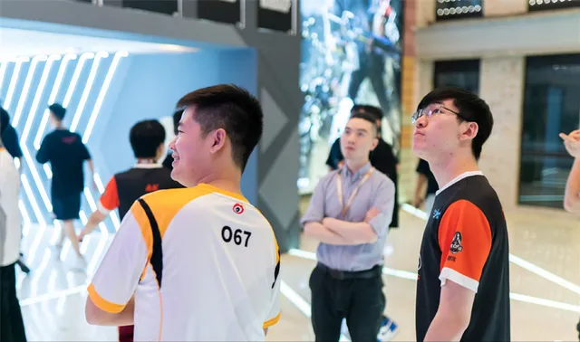 067討薪始末，4AM和17均不會支持他，只會被迫成為“祥林嫂” – 遊戲内參